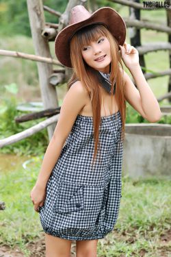 Jennifer Lim《》 The Black Alley[5P/50MB] – 尤物秀